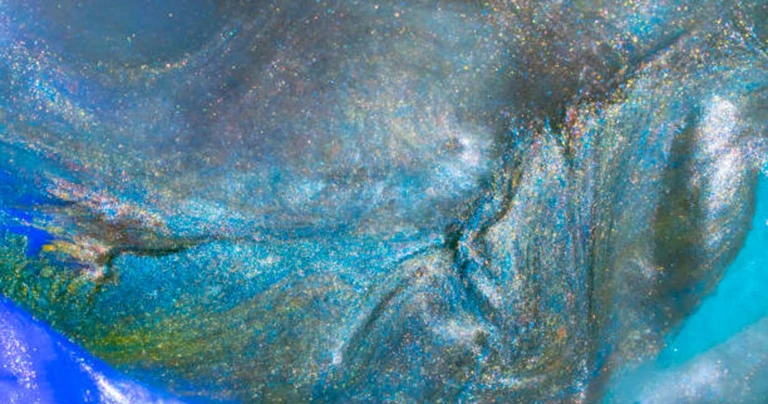 The Versatile Uses Of Pearlescent Pigment: Beauty, Coatings, And More